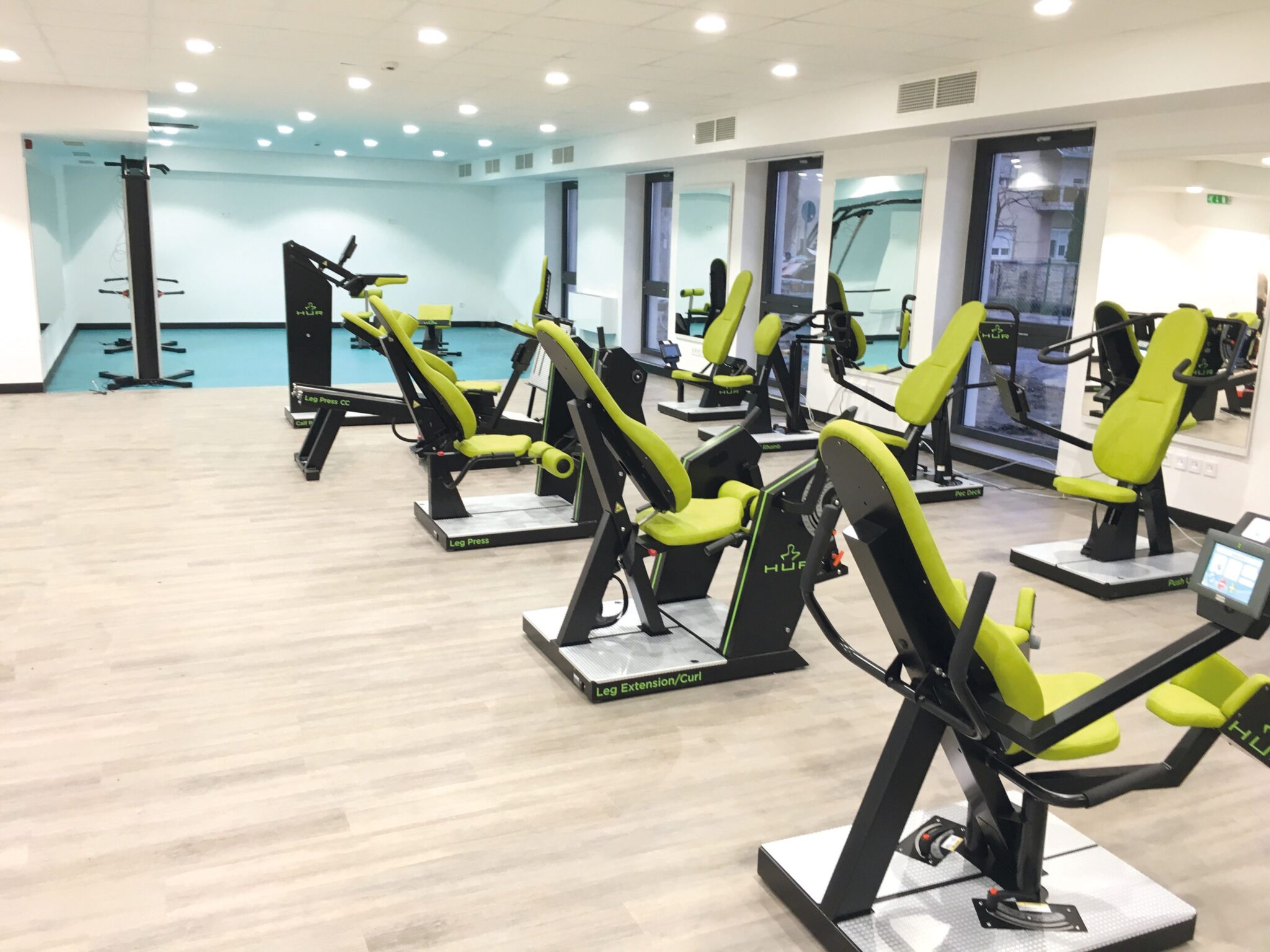 HUR Canada | HUR Premium Line: Superior Strength Training Equipment